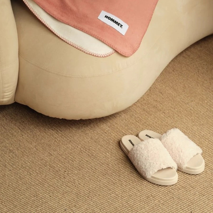 Poppy Slide - Marshmallow - Slides - The Soho Movement
